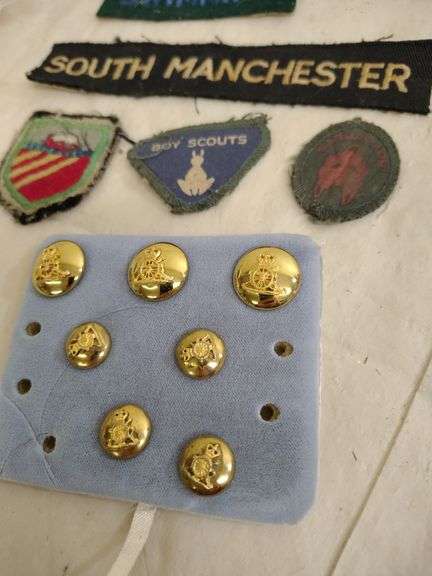 Vintage patches, buttons, pins and more - Lil Dusty Online Auctions ...