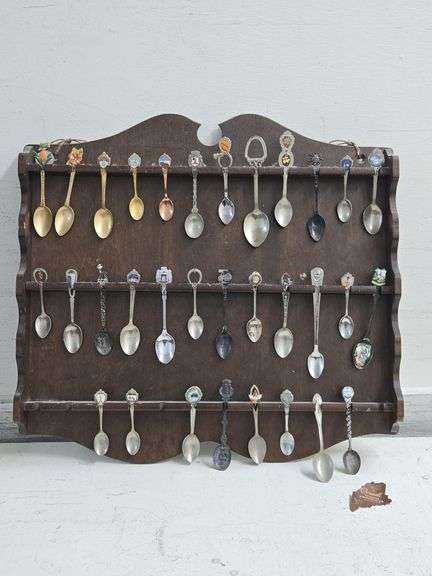 Vintage Cornwall Wooden Spoon Rack & Collectible Spoons. 3C - Lil Dusty ...