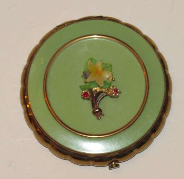 Vintage Dorset Fifth Avenue Beaded Compact - Lil Dusty Online Auctions ...