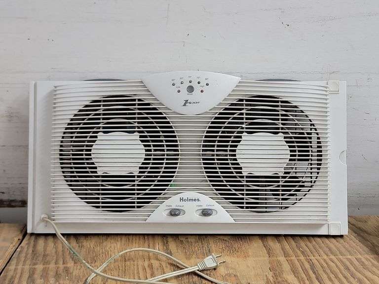 Holmes Dual Blade Window Fan w/ Touch Thermostat. 1E - Lil Dusty Online ...