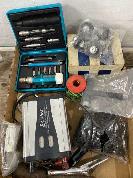 Small Makita tool kit, Cobra inverter, and various other items. 7c ...