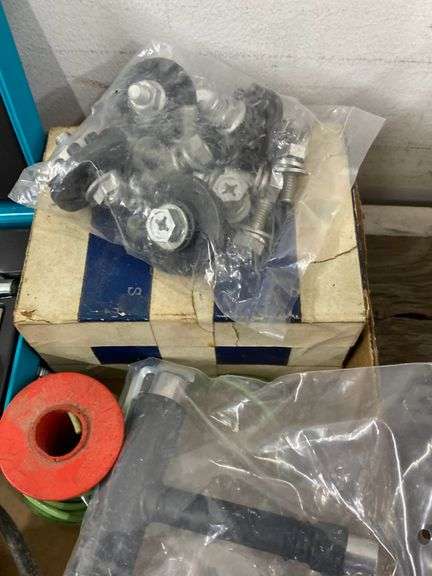 Small Makita tool kit, Cobra inverter, and various other items. 7c ...