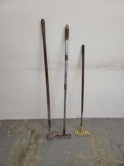2 METAL RAKES AND A HOE - Lil Dusty Online Auctions - All Estate ...