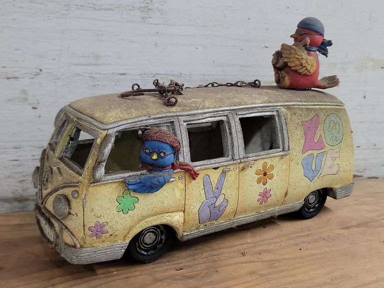 "Love Bug" Yellow Bird House. 9D - Lil Dusty Online Auctions - All ...