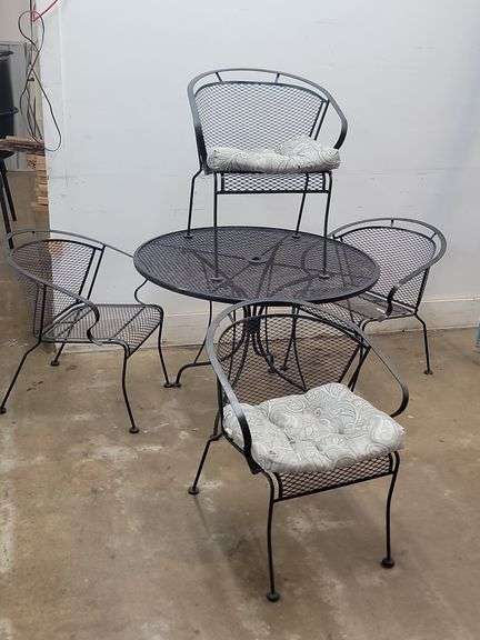 5 Piece Metal Patio Set - Lil Dusty Online Auctions - All Estate ...