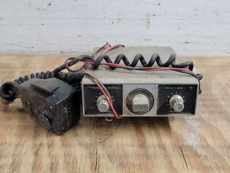 Realistic Mini-23 CB Transceiver. 7C - Lil Dusty Online Auctions - All ...