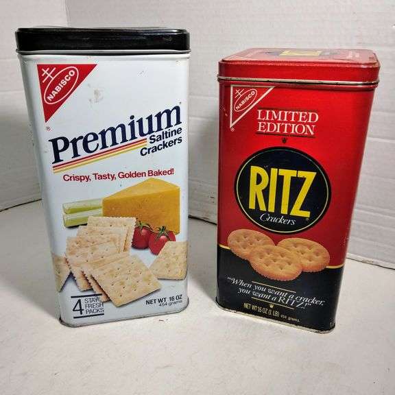 Two 1980s metal cracker tins 8 3/4" and9 1/2" tall good shape - Lil ...