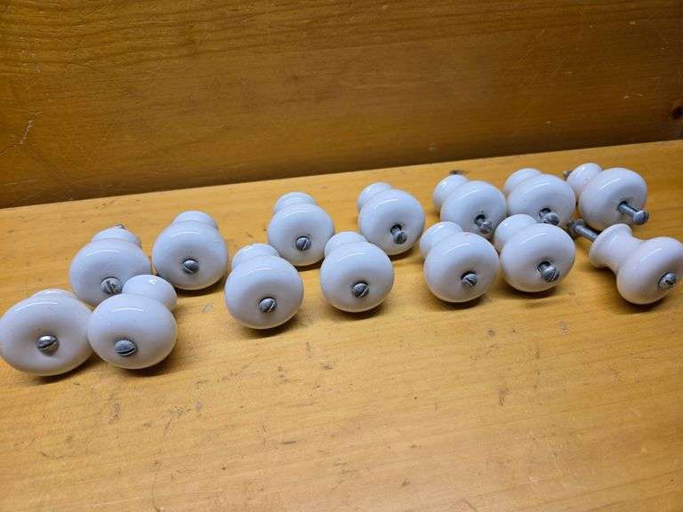Porcelain Knobs - Lil Dusty Online Auctions - All Estate Services, LLC