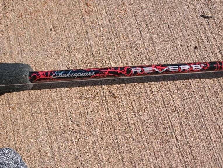 2 Shakespeare Reverb fishing poles - Lil Dusty Online Auctions - All ...