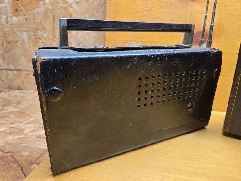 Antique radios - Lil Dusty Online Auctions - All Estate Services, LLC