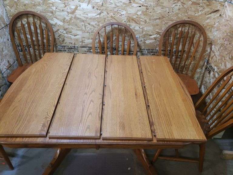 RICHARDSON BROTHERS SOLID OAK PEDESTAL DINING TABLE 54" LONG WITH 4 ...