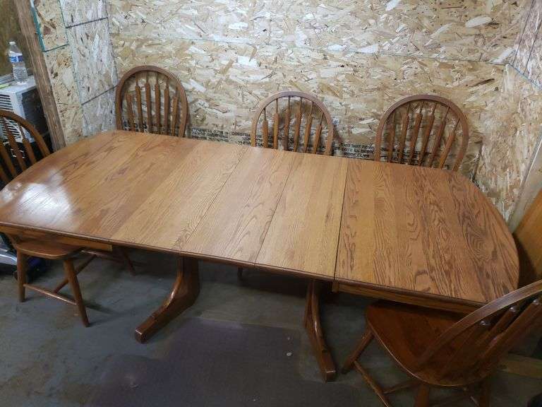 RICHARDSON BROTHERS SOLID OAK PEDESTAL DINING TABLE 54" LONG WITH 4 ...