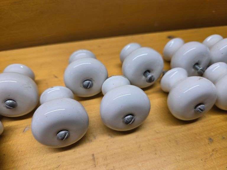 Porcelain Knobs - Lil Dusty Online Auctions - All Estate Services, LLC