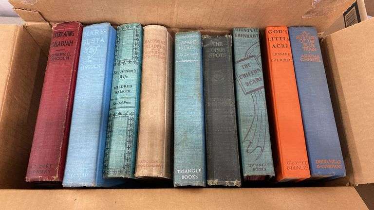 Variety of antique and vintage fiction books. 3f - Lil Dusty Online ...