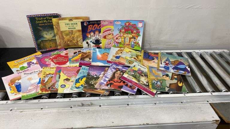 Large lot of Scholastic and more kids books. 2c - Lil Dusty Online ...