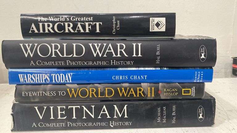 World War II and Vietnam books, warships and aircraft books. 2d - Lil ...