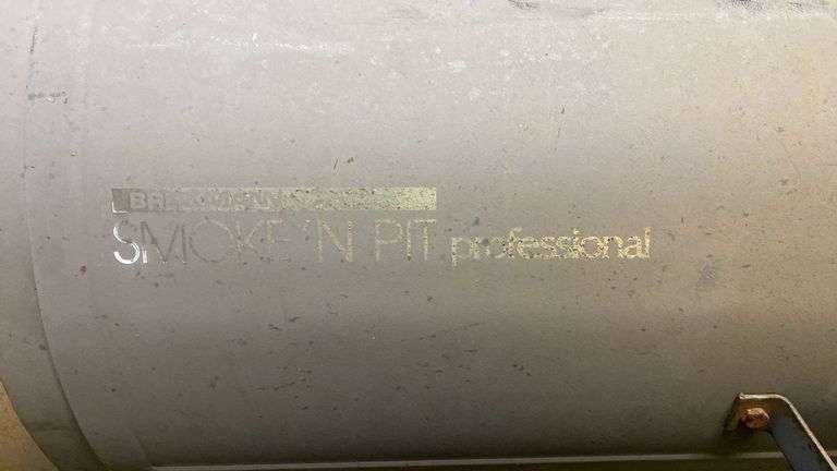 Brinkmann Smoke 'N Pit professional smoker grill - Lil Dusty Online ...