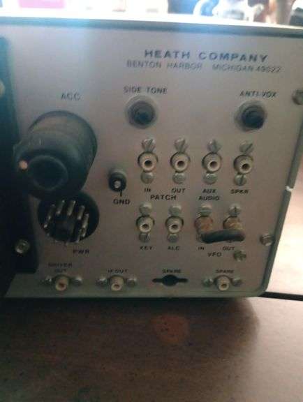 Heath Kit Transceiver hamm radio - Lil Dusty Online Auctions - All Estate Services, LLC