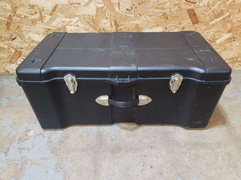 CONTIGO STORAGE LOCKER WITH PHOTOGRAPHY EQUIPMENT - Lil Dusty Online ...