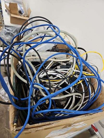 Box lot of wires and misc electrical 2f - Lil Dusty Online Auctions ...