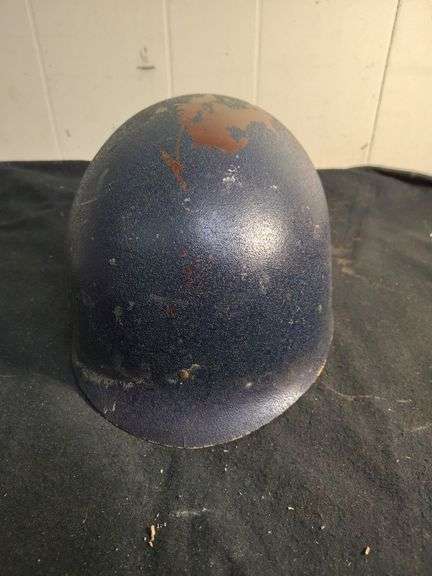 US MI combat helmet used in World War II - Lil Dusty Online Auctions ...