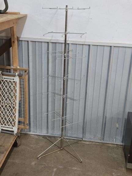 6-Tier Wire Spinner Display Rack - Lil Dusty Online Auctions - All ...