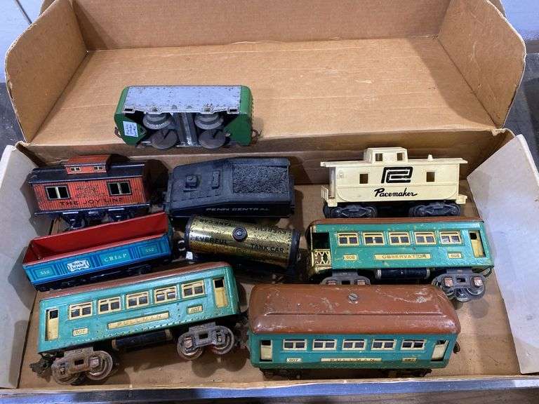 Vintage O? Scale electric trains. 7c - Lil Dusty Online Auctions - All ...