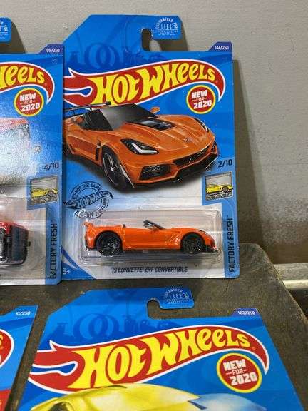 Lot of 10 Hot Wheels, all NIP. 7c - Lil Dusty Online Auctions - All ...