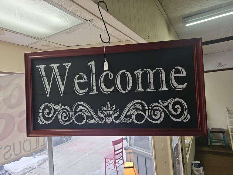 2 sided hanging welcome sign - Lil Dusty Online Auctions - All Estate ...