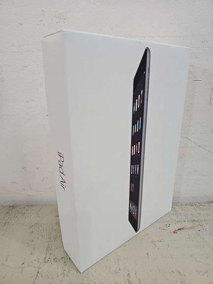 Apple iPad air MD785LL open box sealed product matching serial numbers ...
