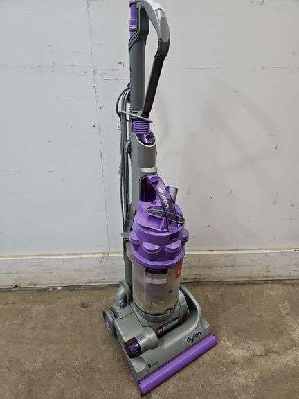 Dyson DC14 animal vacuum works great - Lil Dusty Online Auctions - All ...