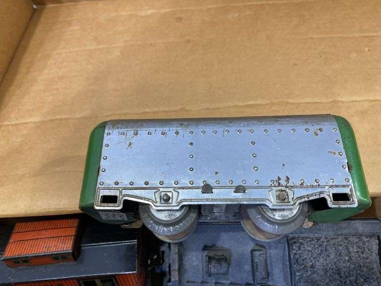 Vintage O? Scale electric trains. 7c - Lil Dusty Online Auctions - All ...