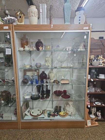Large Lighted Glass Display Case *Contents Not Included* - Lil Dusty ...