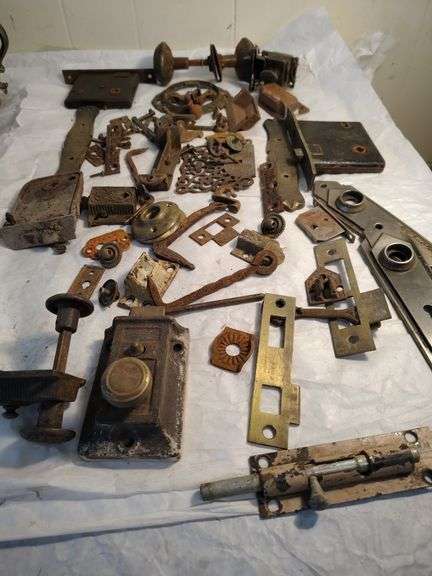 Antique door hardware - Lil Dusty Online Auctions - All Estate Services, LLC
