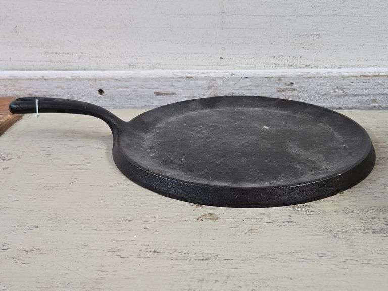 Vintage Classic Cast Iron Pancake Griddle. 4C - Lil Dusty Online ...