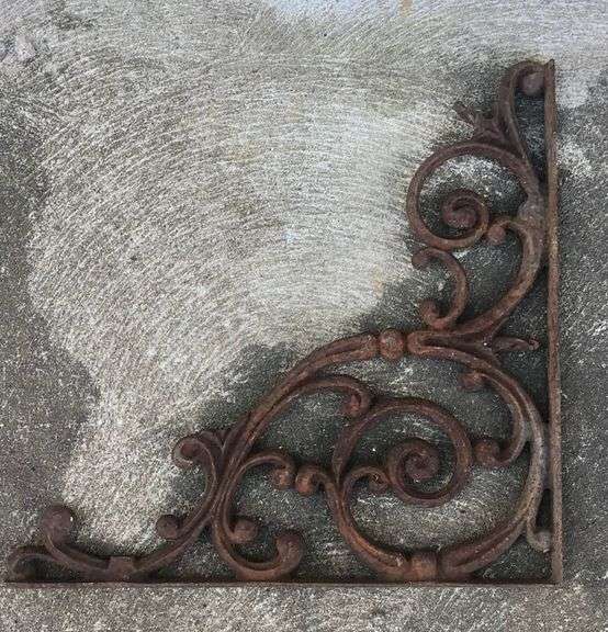 Vintage Architectural decorative corner bracket - Lil Dusty Online ...