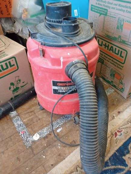 Genie Jet Vac 10 gal. - Lil Dusty Online Auctions - All Estate Services ...