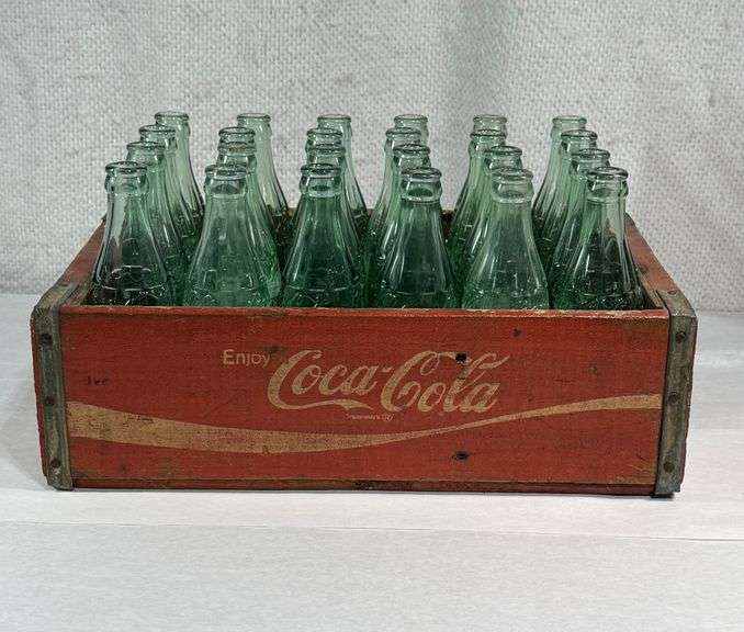 Vintage Coca-Cola Coke Bottle Crate and 24 8oz Glass Coca-Cola Bottles ...