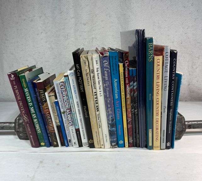 Book Lot: 31 Books: Variety or Books: Country Containers, Cottage ...