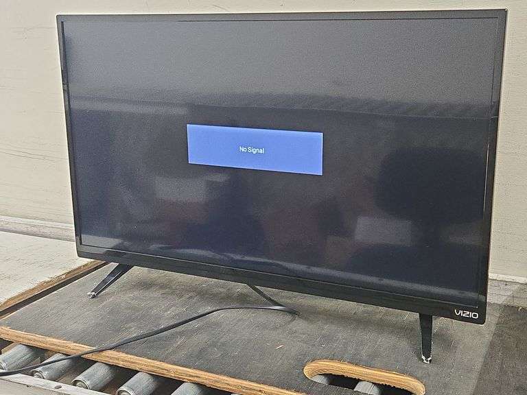 Vizio 32" HD LED TV. 20C - Lil Dusty Online Auctions - All Estate ...