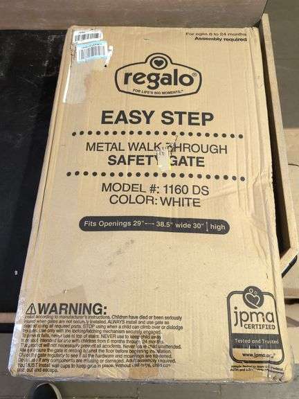Regal metal walk through safety gate - Lil Dusty Online Auctions - All ...