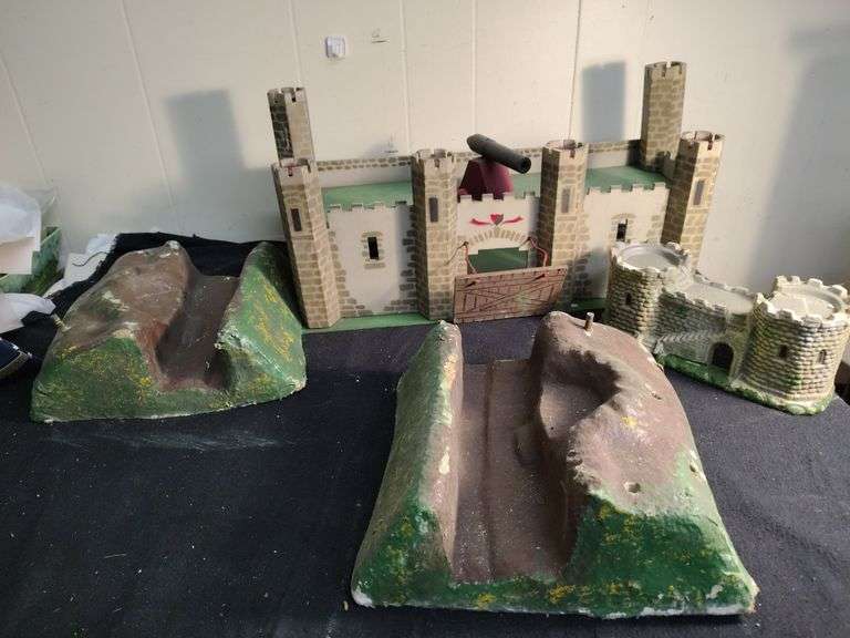 Vintage toy castle - Lil Dusty Online Auctions - All Estate Services, LLC