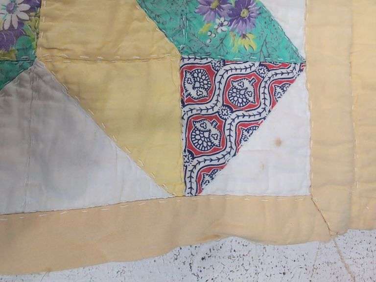 Vintage hand stitched quilt. 2c - Lil Dusty Online Auctions - All ...