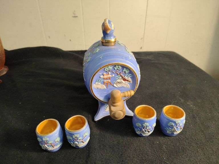 Rare Japanese moriage blue pagoda saki barrel set - Lil Dusty Online ...
