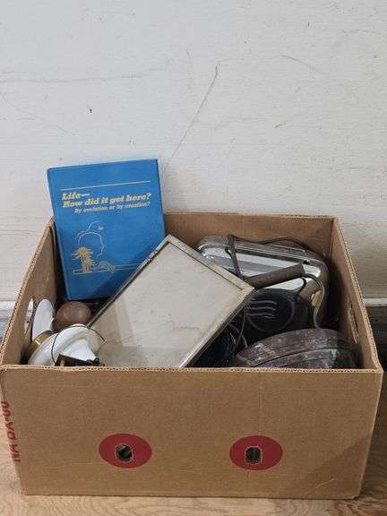 (Box Full of) Misc. Vintage Collectibles. 11B - Lil Dusty Online ...