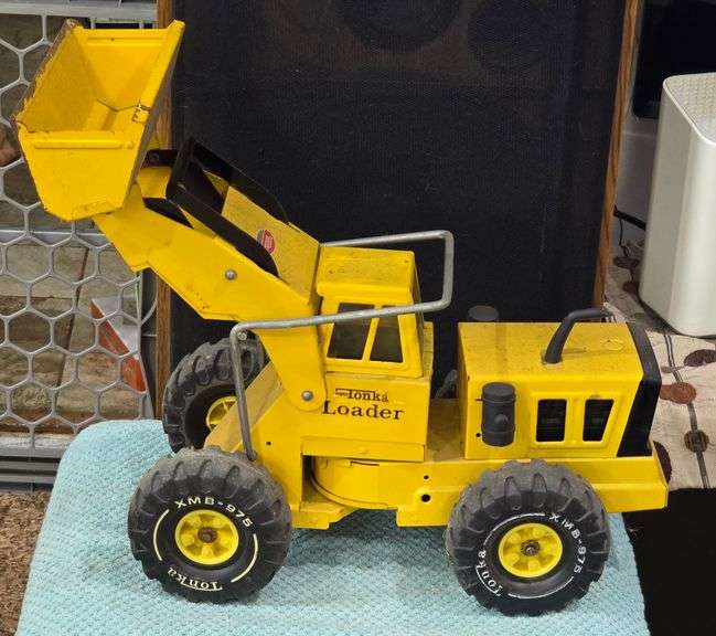 Vintage Tonka Loader - Lil Dusty Online Auctions - All Estate Services, LLC