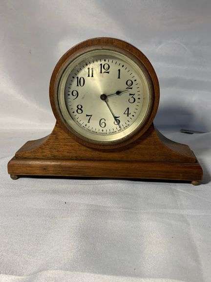 Small Wood Case Mantle Clock - Lil Dusty Online Auctions - All Estate ...