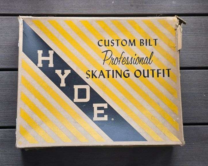 Vintage Hyde White Ice Skates - Lil Dusty Online Auctions - All Estate ...