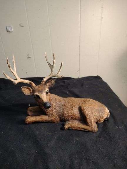 1984 Homco deer figurene - Lil Dusty Online Auctions - All Estate ...