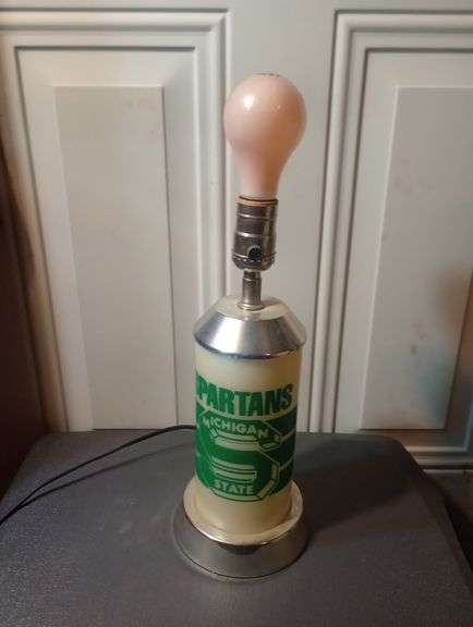 Michigan State table lamp - Lil Dusty Online Auctions - All Estate ...